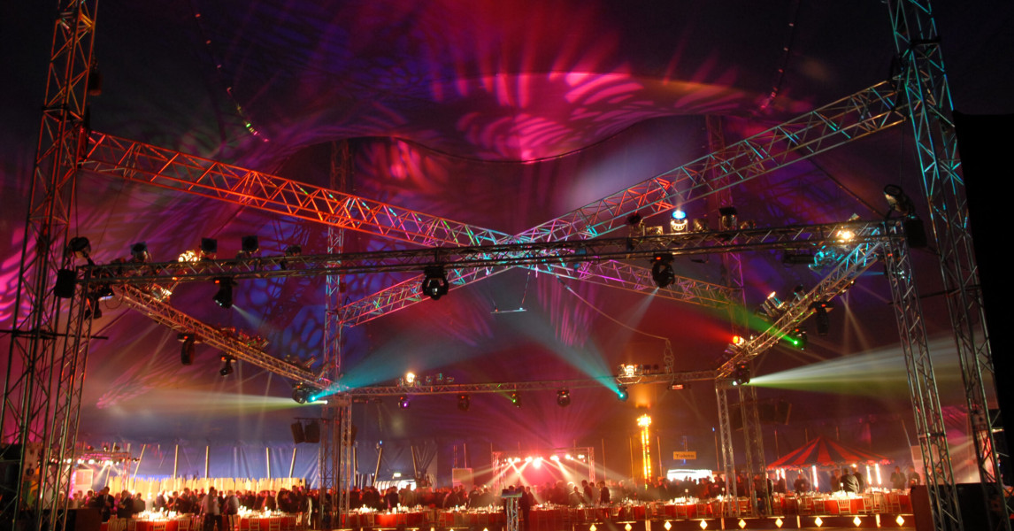 Exhibition Rigging - Basics for Event Organisers | PYTCH